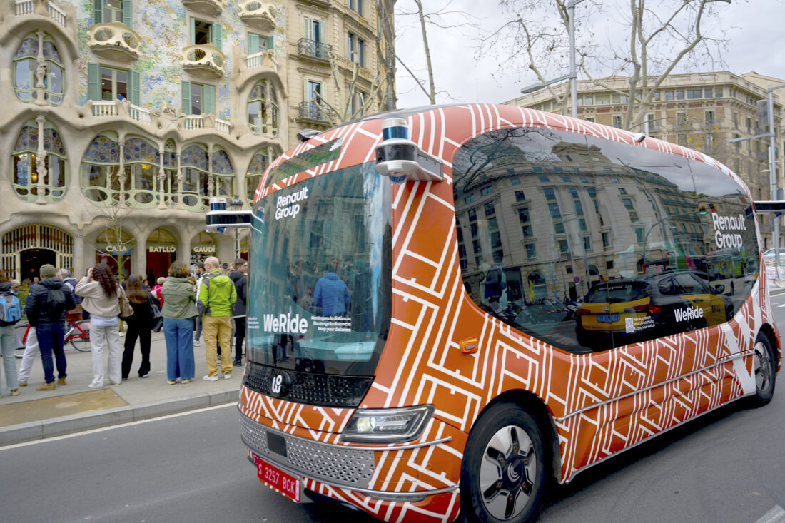 Driverless ‘bus of the future’ tested in Barcelona | News, Sports, Jobs ...
